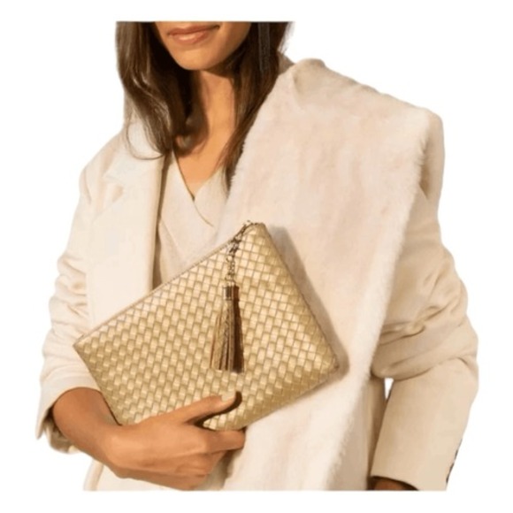 Virginia Wolf | Bags | Virginia Wolf Mimi Curateur Gold Metallic Clutch ...